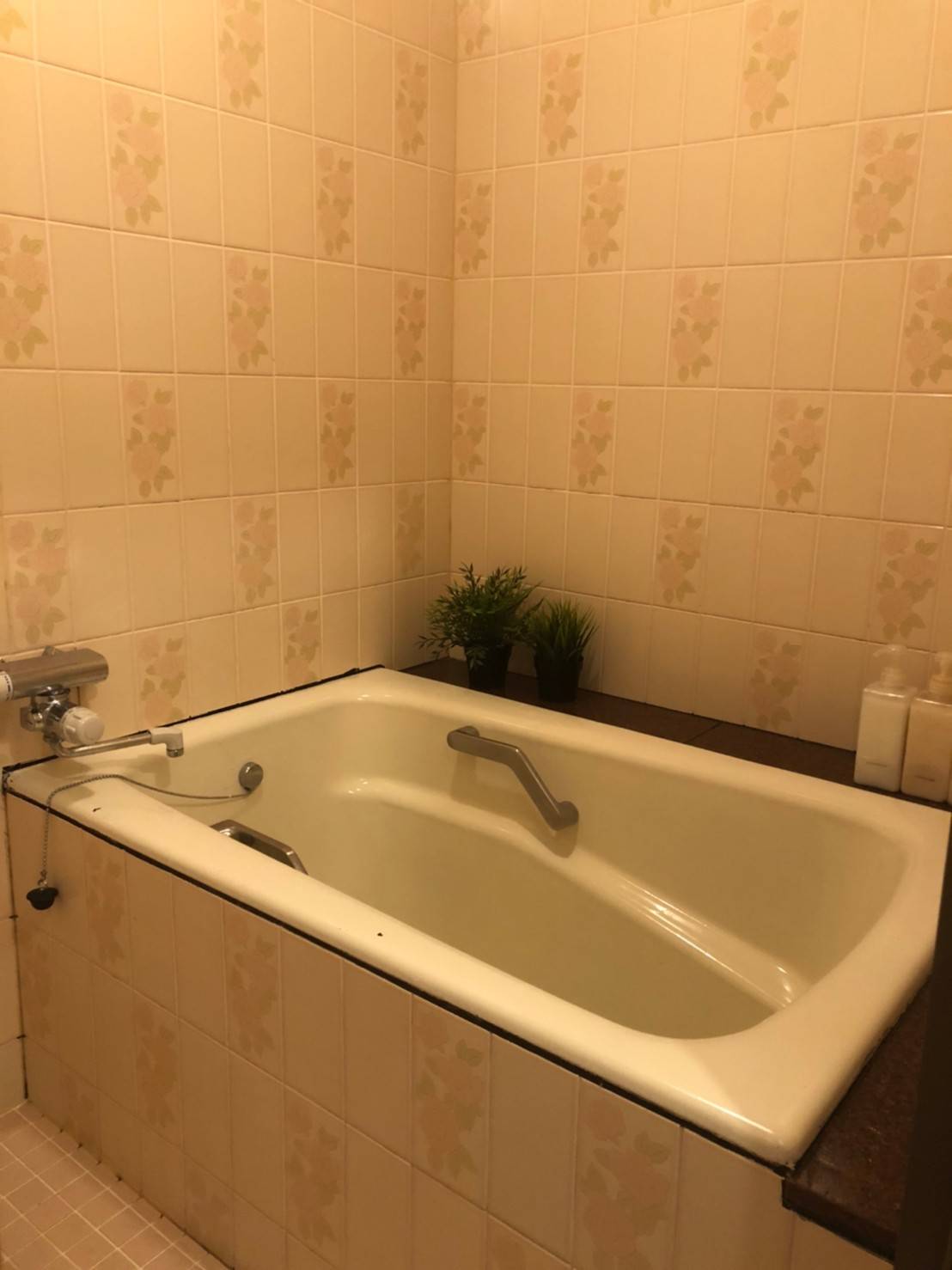 大国町駅/徒歩3分/10人収容/ファミコン有！ゆったり過ごせる3LDKのお部屋 | 大阪市浪速区の滞在・宿泊｜Sumyca