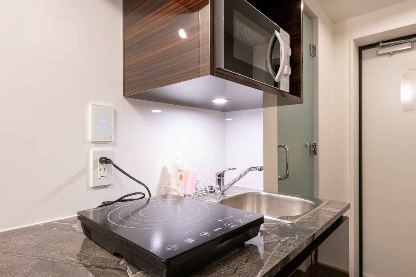 綺麗な築浅物件！／オシャレなデザイナーズ♪／家具家電・備品完備／LaVie初台201 | 渋谷区の滞在・宿泊｜Sumyca