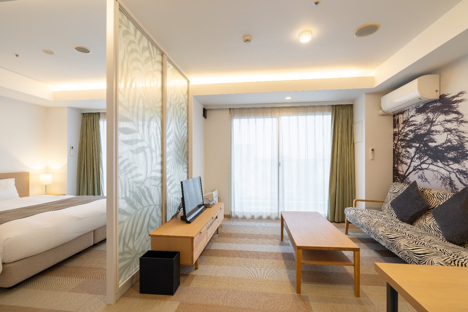 JR四谷駅から徒歩3分/複数路線が使えてアクセス良好/家具家電付き/東急ステイ四谷 1307 | 新宿区の滞在・宿泊｜Sumyca