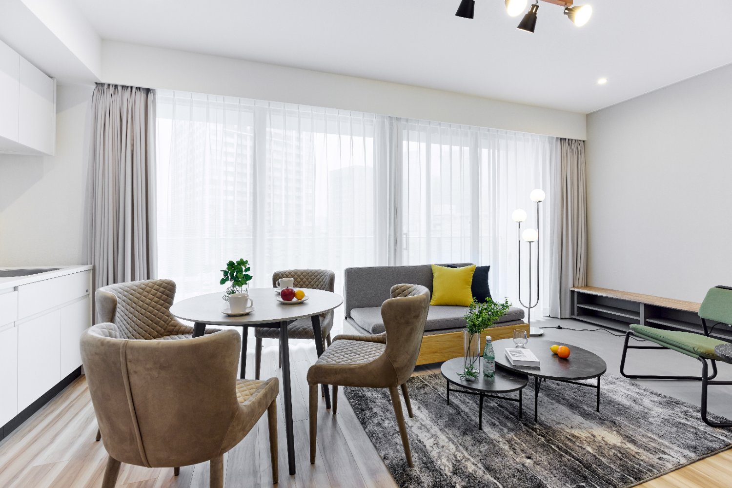 スーパーまで徒歩5分/人気の港区にあるデザイナーズ物件/家具・家電完備/ザ・ケンジントン・レジデンス芝浦 803 | 港区の滞在・宿泊｜Sumyca