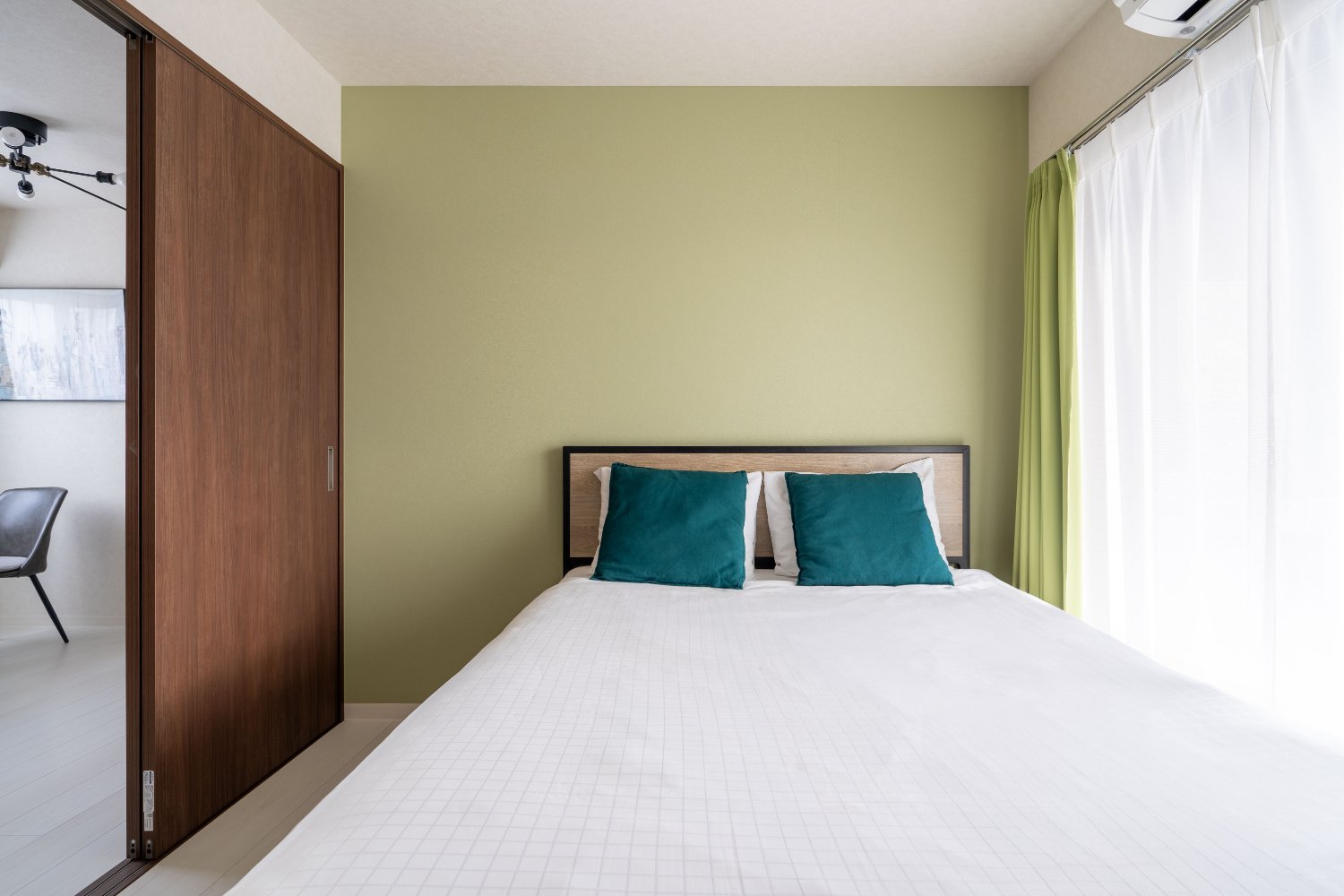 池袋駅から徒歩12分！家具完備の新築/ホワイト調の明るいお部屋/ラウレアタワー池袋601 | 豊島区の滞在・宿泊｜Sumyca