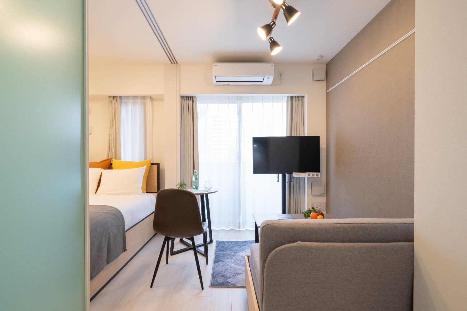 最寄駅から徒歩8分/2025年築/家具家電充実/Wi-Fi完備/ Haven Shibaura 303 | 港区の滞在・宿泊｜Sumyca