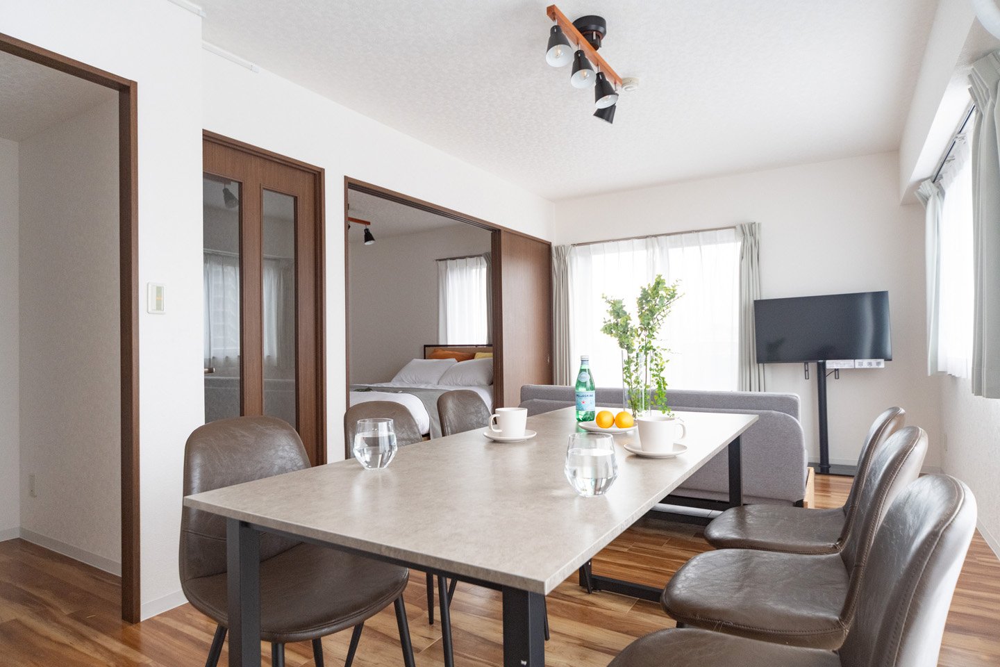 最寄り駅から徒歩4分/最大7名宿泊可能/スーパーまで徒歩1分/サンセゾンI 213 | 北区の滞在・宿泊｜Sumyca