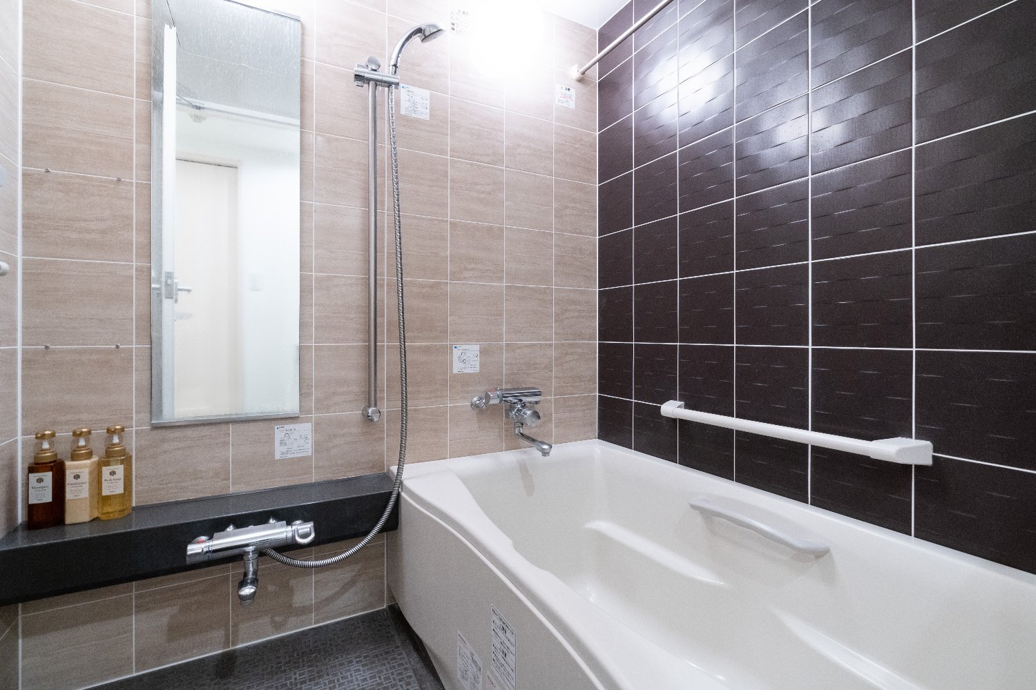 高級ホテル暮らし/表参道・六本木の主要スポットが徒歩圏内/東急ステイ青山 902 | 港区の滞在・宿泊｜Sumyca