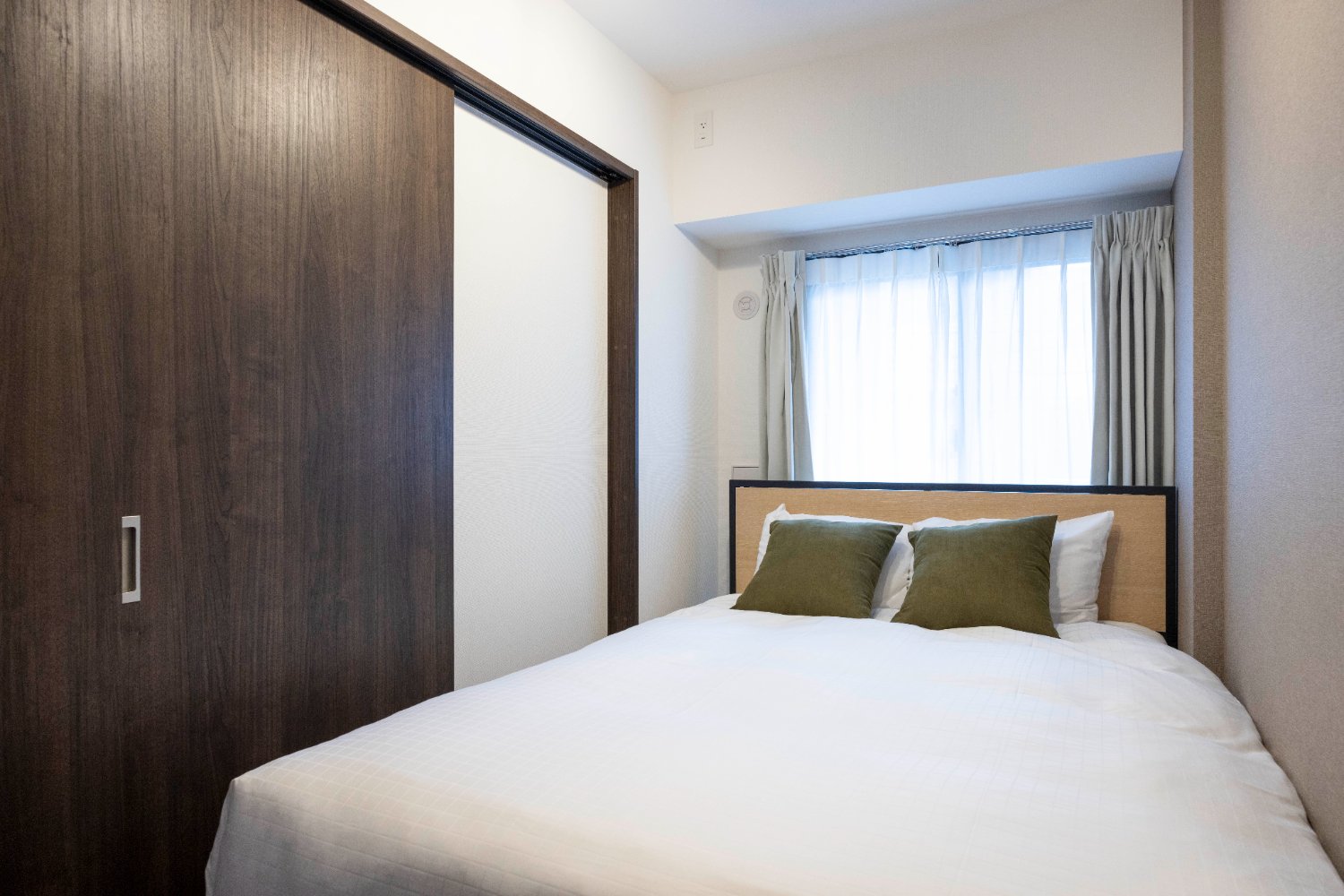 お洒落で落ち着いた内装/両国駅から徒歩3分！駅近の綺麗な物件/The Parkcross両国緑 301 | 墨田区の滞在・宿泊｜Sumyca