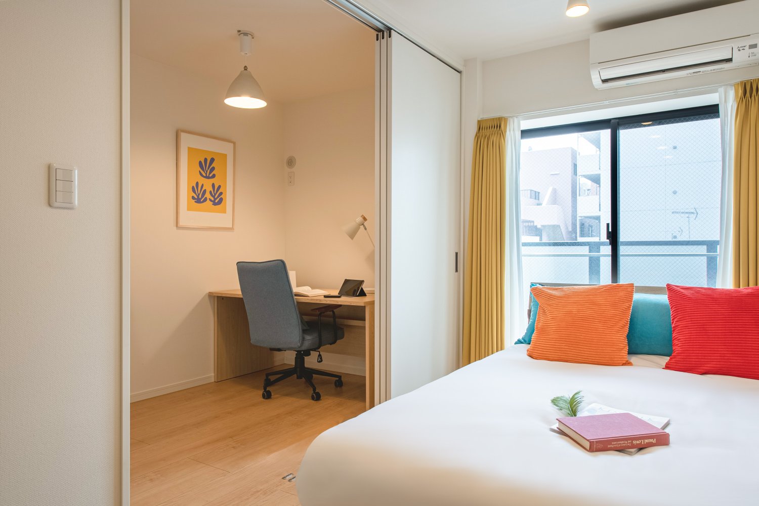 2017年築/両国駅から徒歩5分の駅近物件！デザイナー家具や絵画飾られたアートルーム♪/ブロッサムテラス両国 501 | 墨田区の滞在・宿泊｜Sumyca