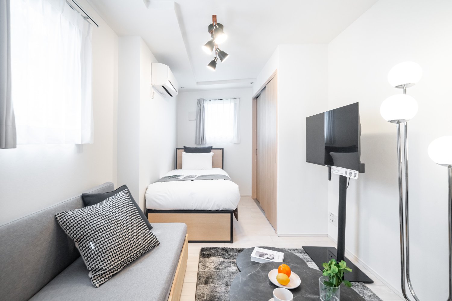 9月15日までの入居限定＞特価賃料でご入居いただけます☆明大前駅から徒歩10分/新宿まで電車で1本/家具家電付き/ノゾミオプレミア明大前 401 | 杉並区の滞在・宿泊｜Sumyca