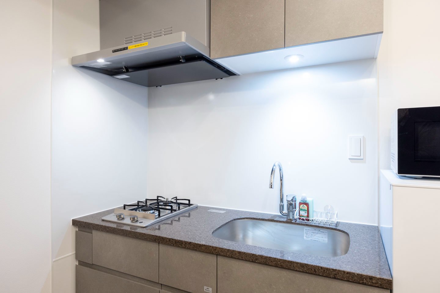 築浅！/家具・家電完備/Wi-Fi完備/日当たり良い♪/Sun Place 神楽坂602 | 新宿区の滞在・宿泊｜Sumyca