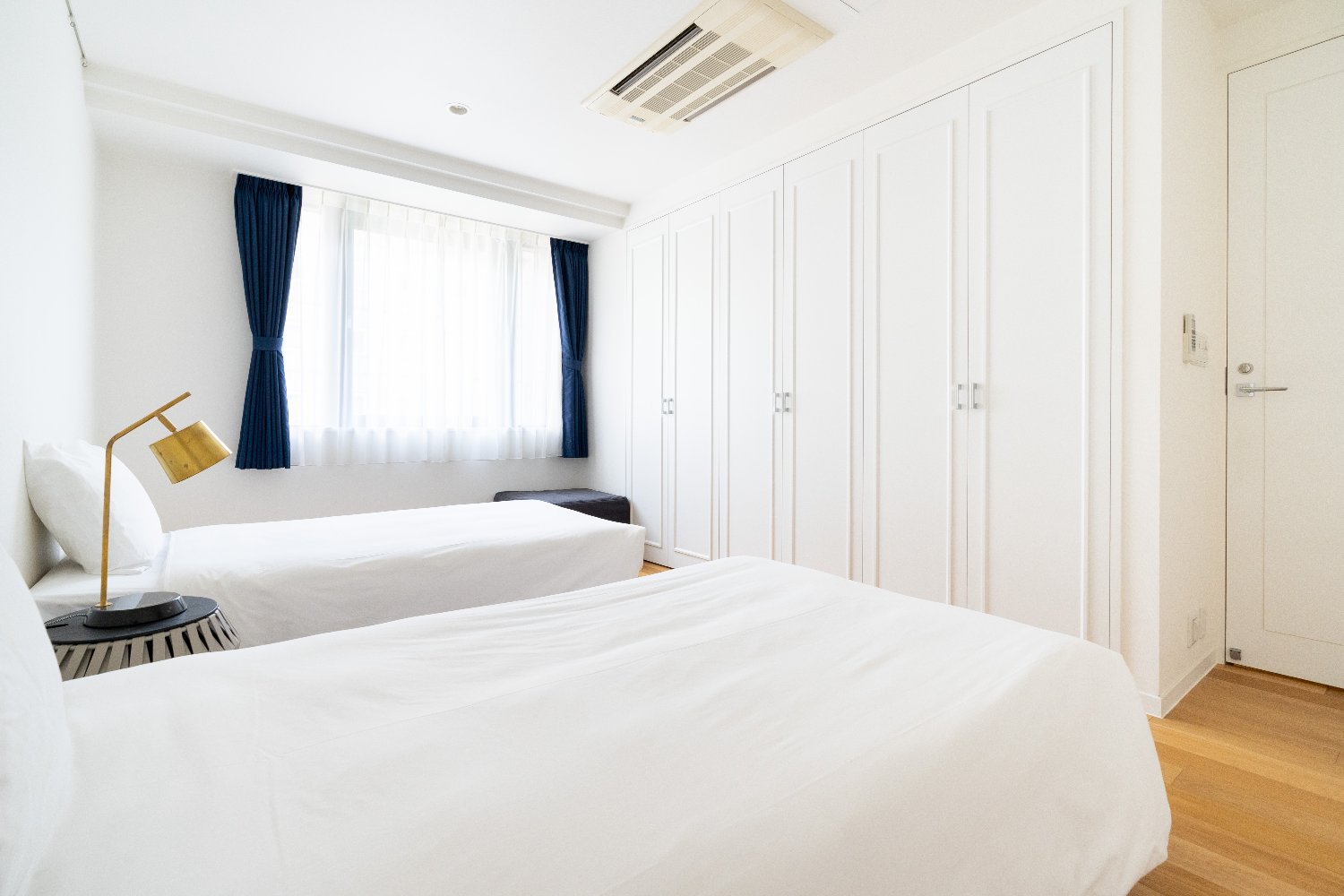 神谷町駅から徒歩1分のマンション！シンプルでモダンなお部屋♪/家具・家電完備/神谷町MTコート 503 | 港区の滞在・宿泊｜Sumyca