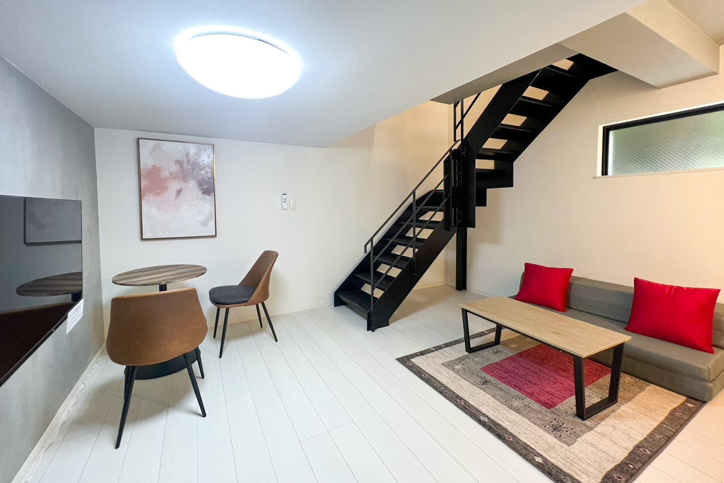 池袋駅徒歩圏内♪広々したメゾネットルーム/ラルーナ東池袋203 | 豊島区の滞在・宿泊｜Sumyca