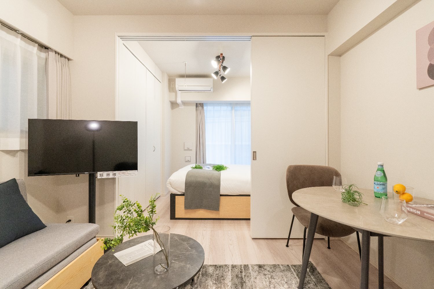 コンビニまで徒歩2分/人気の下町エリア/家具家電付き/PREAS錦糸町 201 | 墨田区の滞在・宿泊｜Sumyca